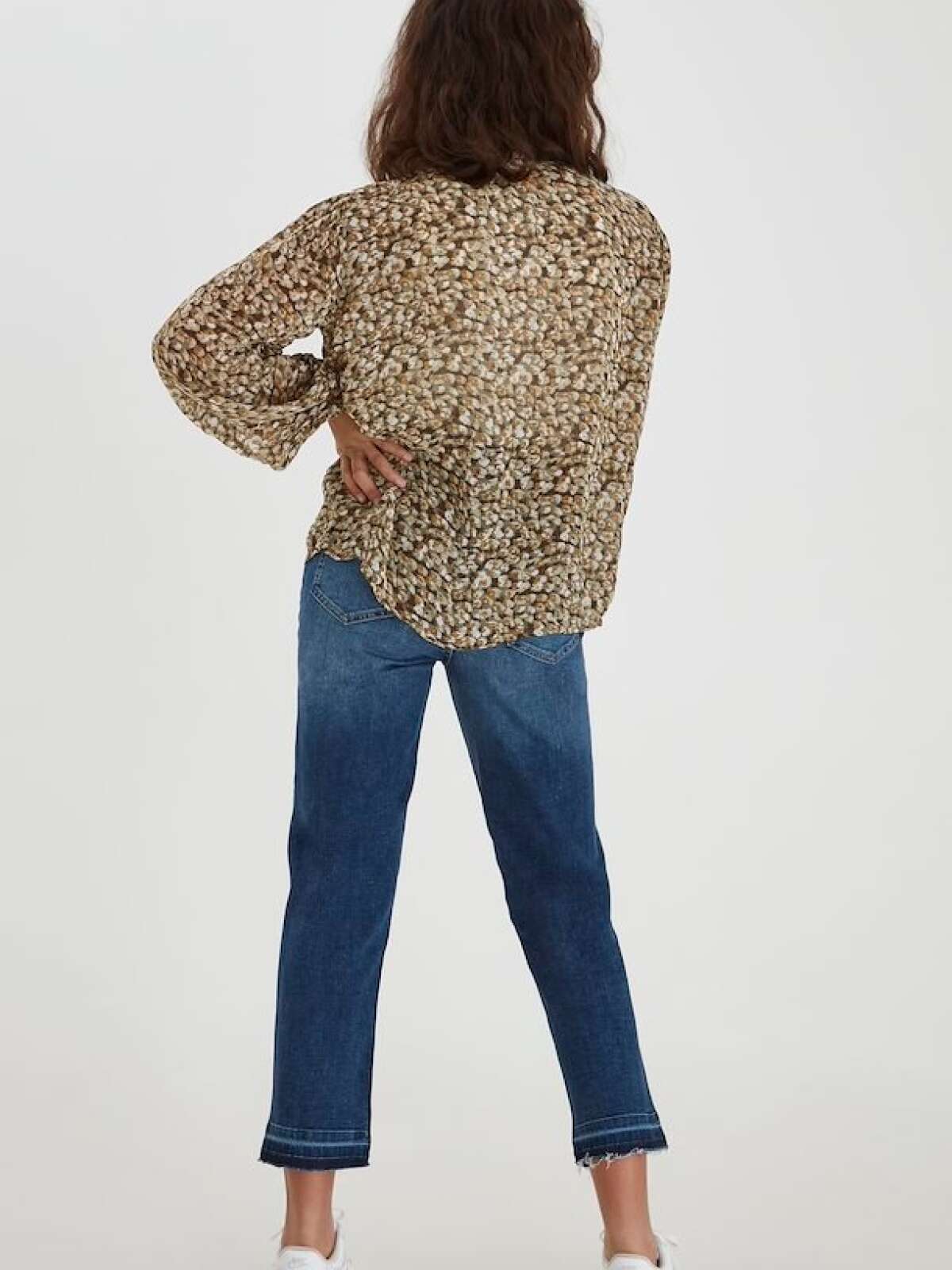 CORNELIA BLUSE | Pulz Jeans | Shop her >>